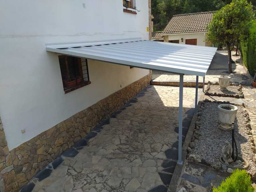 Foto: Techo Aluminio de Aluminis Alpo #3342644 - Habitissimo