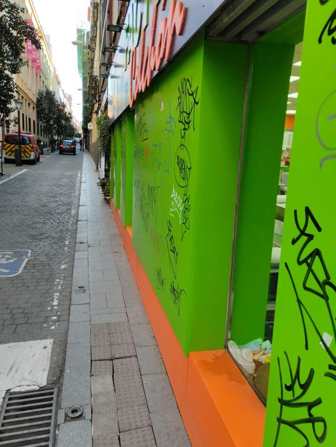 Foto: Grafitis de Limpiezas Kabli #3413010 - Habitissimo