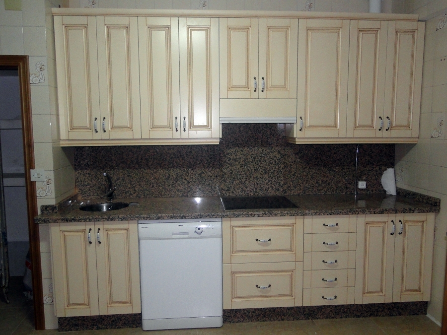 Foto: Cocina PVC Blanco , Combinación de Tiradores de Cocinas Marel ...