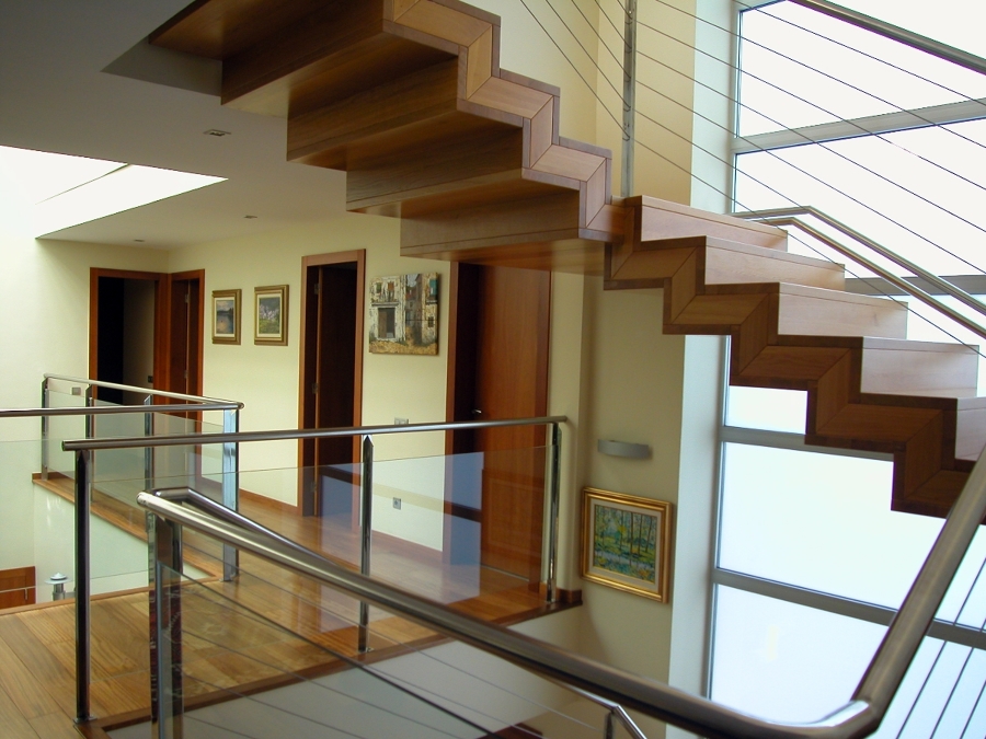 Foto: Escalera de Roble de Ardego S.l #395765 - Habitissimo