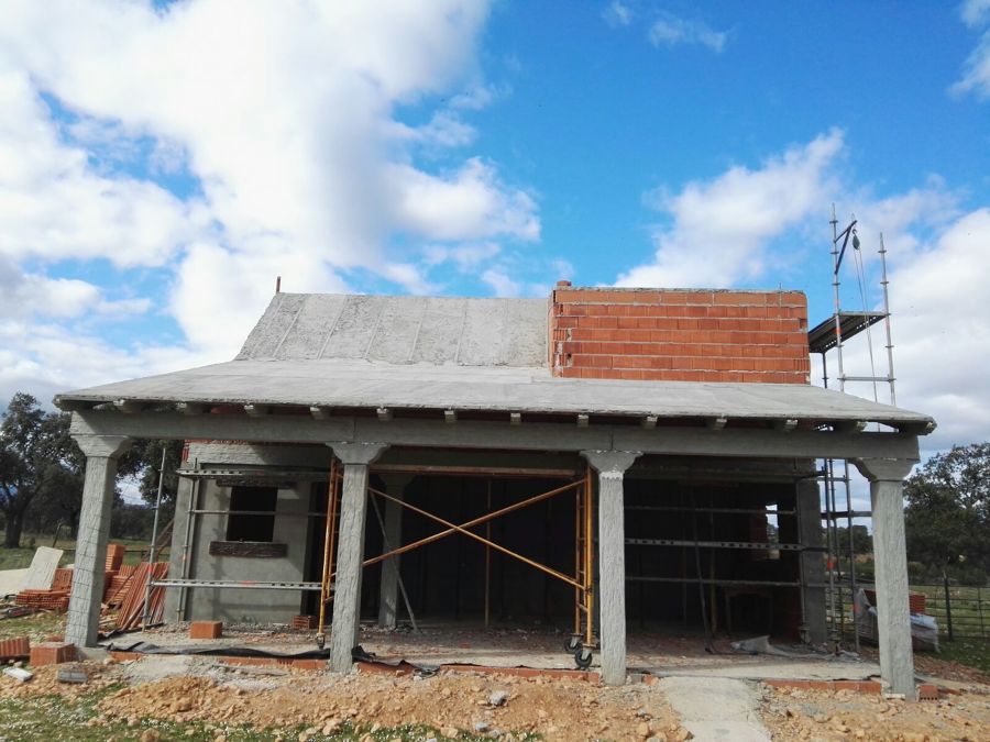 Foto: Chalet 50% Ejecución de Excavaciones Y Construcción Integral ...