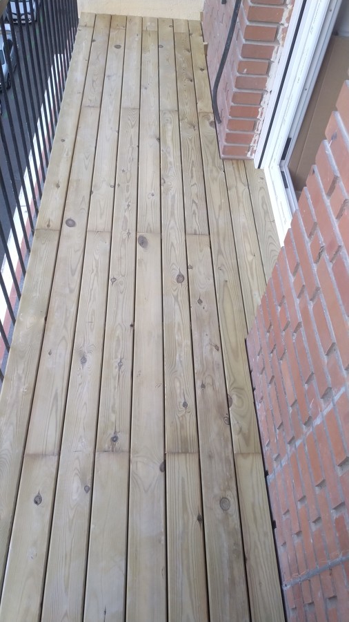 Foto: Tarima de Exterior de Sandu Parquet #2093893 - Habitissimo