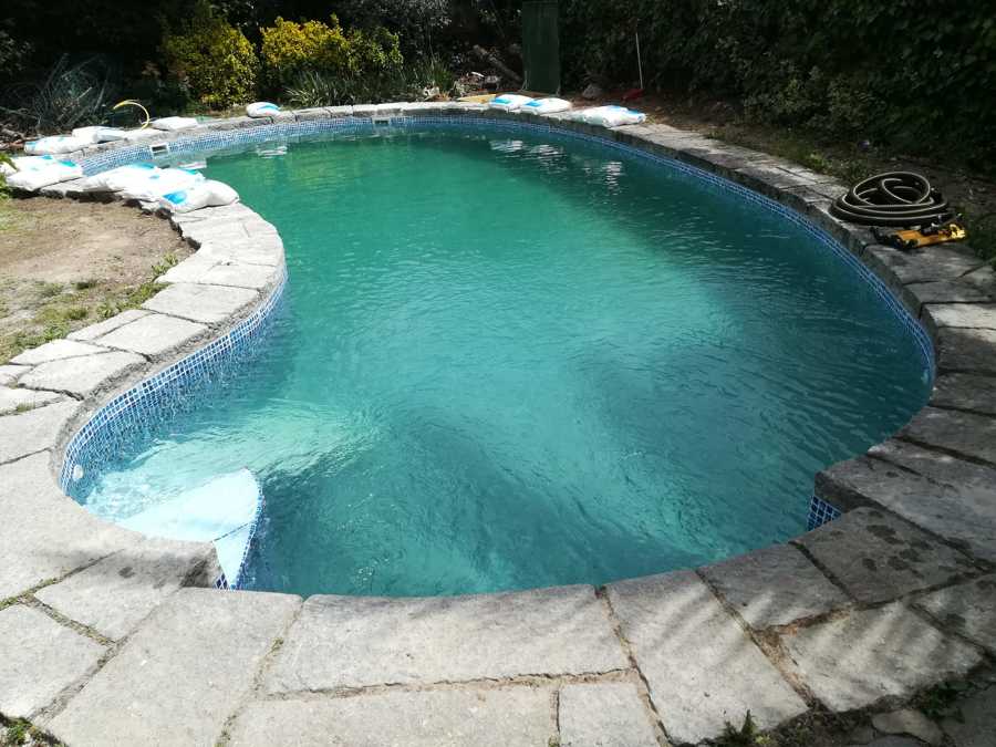Foto: Piscina con Perdida de Agua de Fleipool #2834106 - Habitissimo