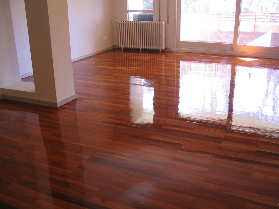 Foto: Barnizado Al Agua Acabado Brillo de Parquet Paredes #1597515 ...