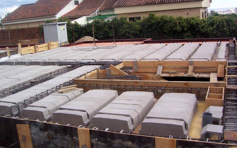 Foto: Forjado Unidireccional In-situ de Chronotec Diseño Y Construcción ...