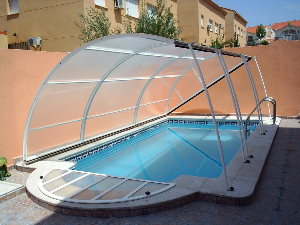 Foto: Nilo 65 con Cubierta de Loser Piscinas Toledo #256972 - Habitissimo