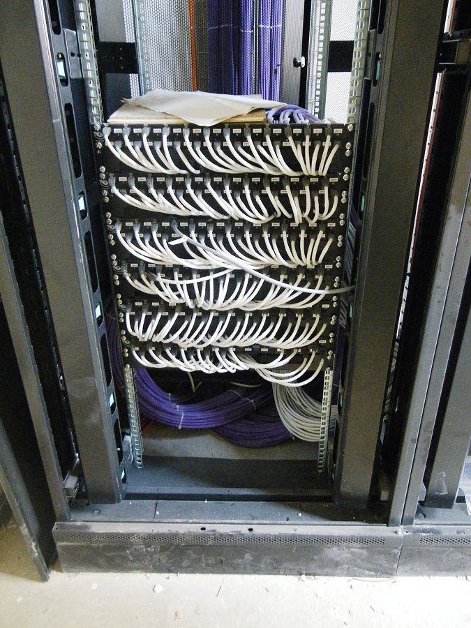 Foto: Rack Electronica de Trc Comunicaciones S:l #702610 - Habitissimo