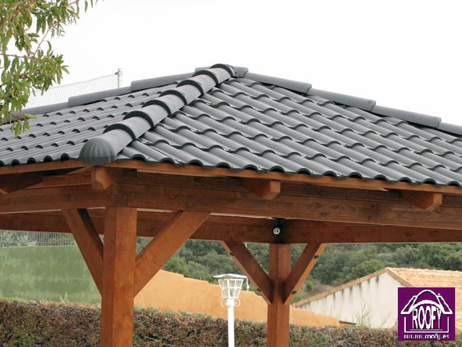 Foto: Teja Plástica Negra de Tejas Roofy #455378 - Habitissimo