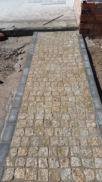 Foto: Pacillo de Terraza con Adoquines de Orellana Reformas en General ...