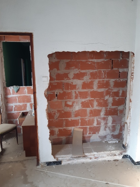 Foto: Picando Pared por Humedad de GAITH Construcciones #2740382 ...