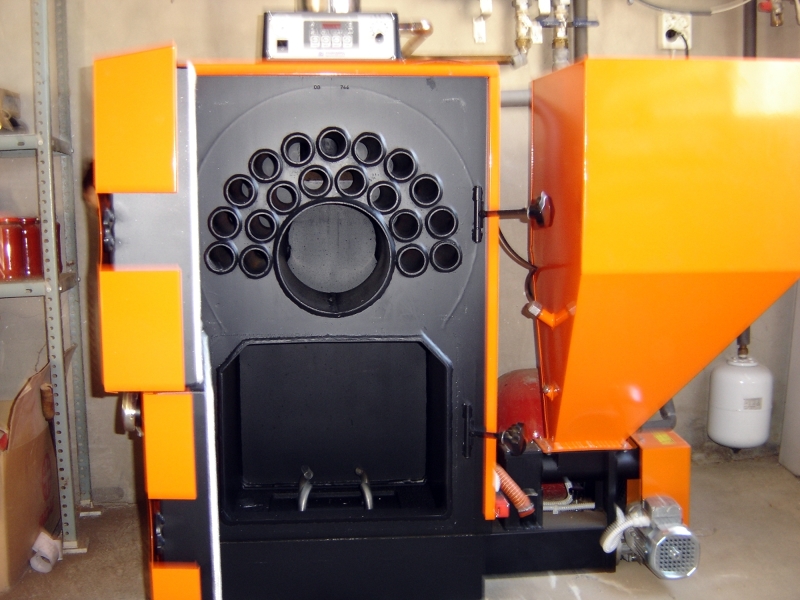 Foto: Caldera Domestica de Bioenergía Borja #214038 - Habitissimo