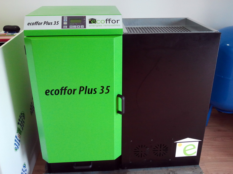 Foto: Calderas de Biomasa de Instalaciones Innoclim #242417 - Habitissimo