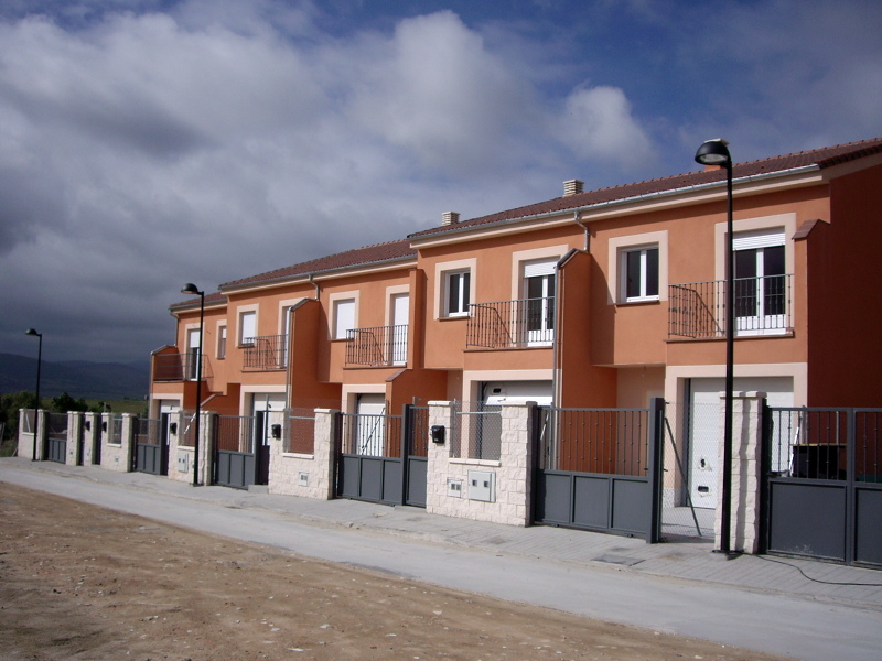 Foto: Chalets Adosados de Juan Luciáñez Yubero, Arquitecto Técnico ...