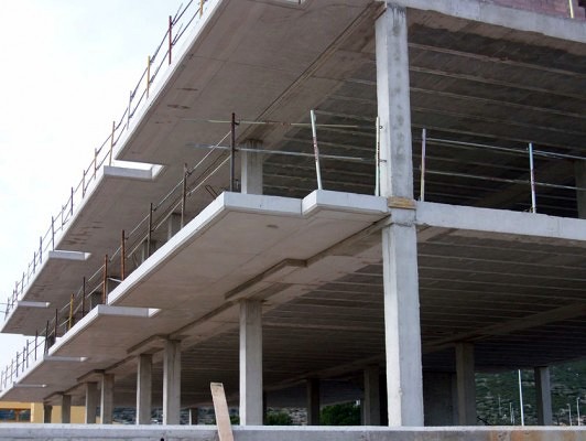 Foto: Estructuras de Hormigón de Multiservicios Generales 2012 S.L ...