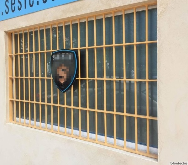 Foto: Reja y Logotipo 3 Dimensiones con Led de Carracedo #1900607 ...