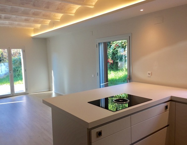 Foto: Reforma Integral Vivienda Antigua Bellaterra de Cererols ...