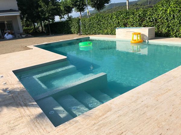 Foto: Cascada y Jacuzzi de Piscines Dream #2104268 - Habitissimo