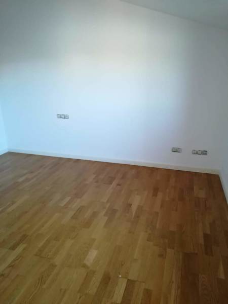 Foto: Instalación Parquet y Roda-pies de Soluciones Integrales Solín ...