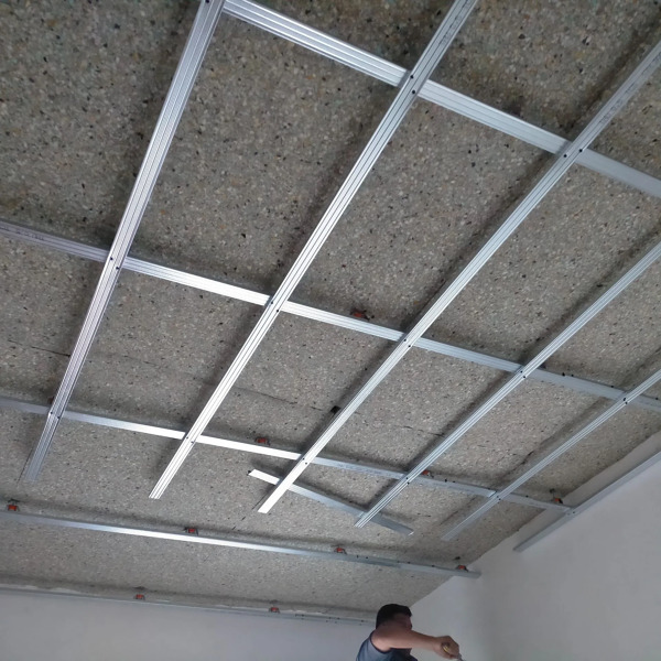 Foto: Proceso de Insonorización Acústica de Techo de Blusoleit #3422979 ...