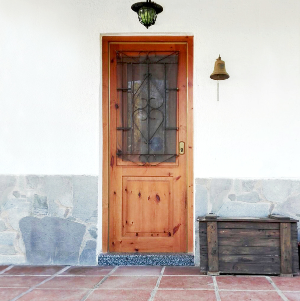 Foto: Puertas Interiores y Exteriores de Fusteria A.lopez #1494132 ...