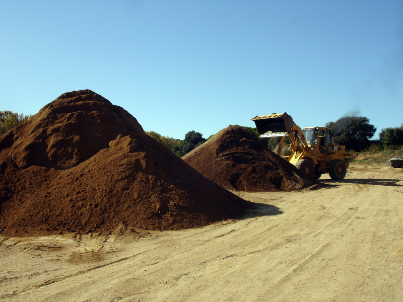 Foto: Retro Pala de Construcciones Can Farell #311792 - Habitissimo