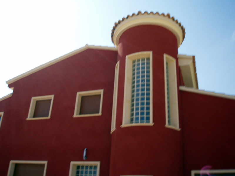 Foto: Torre Circular de Unireformas Yecla #351267 - Habitissimo