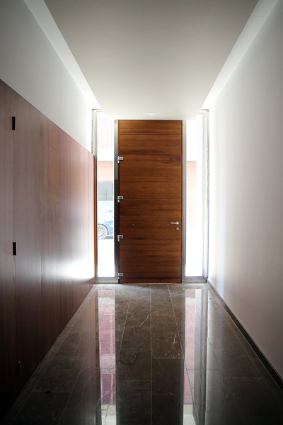 Foto: Vestíbulo de Edificio de Viviendas en Manacor de Galmes I ...