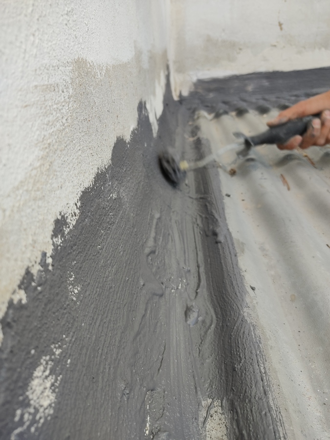 Foto: Aplicación de Producto Cementoso Impermeable. de Icemplus ...