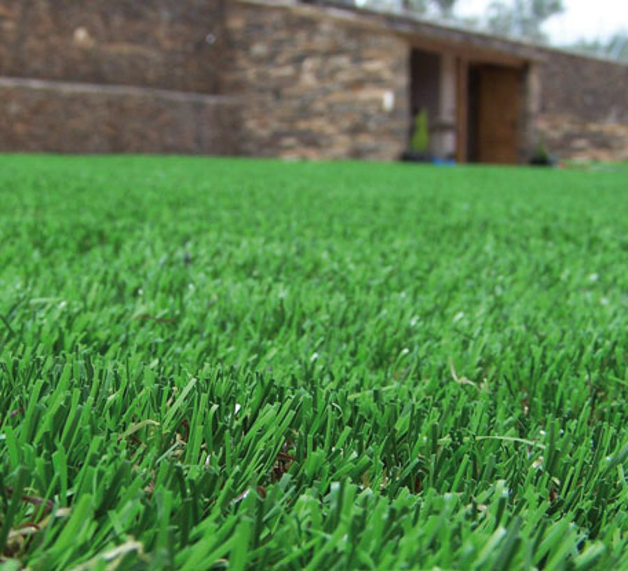 Césped Artifical Rústico | Ideas Jardineros