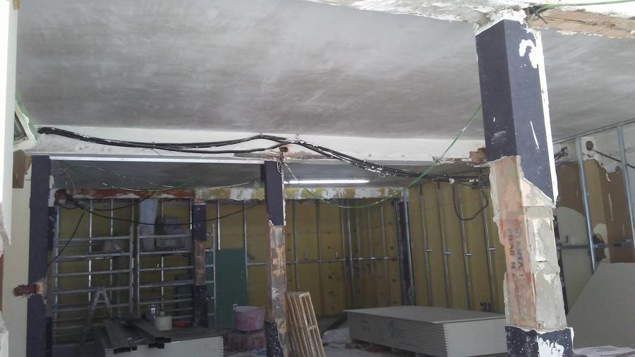 Enlucido de Yeso en Techos para Tienda de Ropa y Moda | Ideas Yeseros