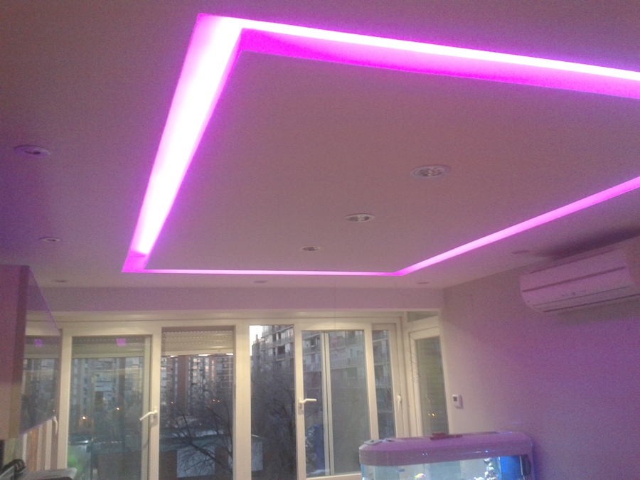 Techo con Isleta y Franja con Tira Led y Halogenos Integrado Realizado ...