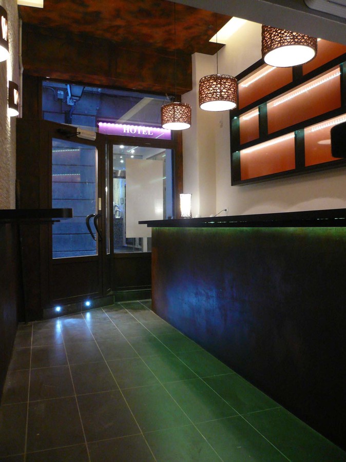 Foto: First, Bar de Copas 09 de AC2 Bcn #1012374 - Habitissimo