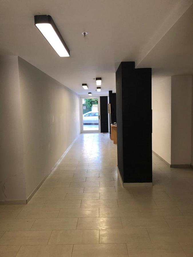 Foto: Hall Acceso Edificio de Guido Pozzebon Arquitecto #2762448 - Habitissimo