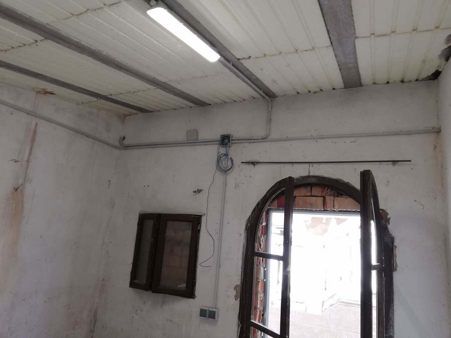 Foto: Instalaciones Industriales Vistas con Tubos de Daluz ...