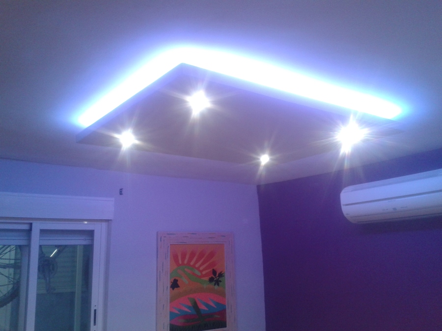 Foto: Falso Techo con Luces Led Integradas con Mando a Distancia y ...
