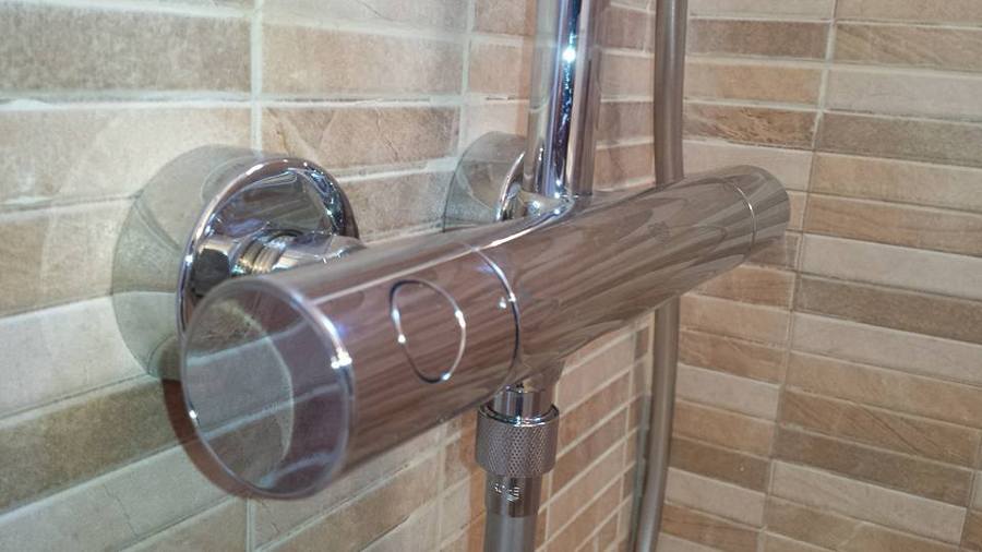 Foto: Mono Mando Grohe con Barra de Ducha Tipo Lluvia de Grupoigsan ...