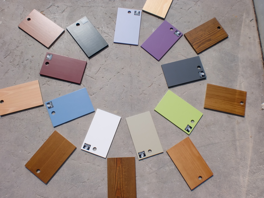 Foto: Muestras de Colores de Laca y Natural de Pintures i Lacats Toni ...