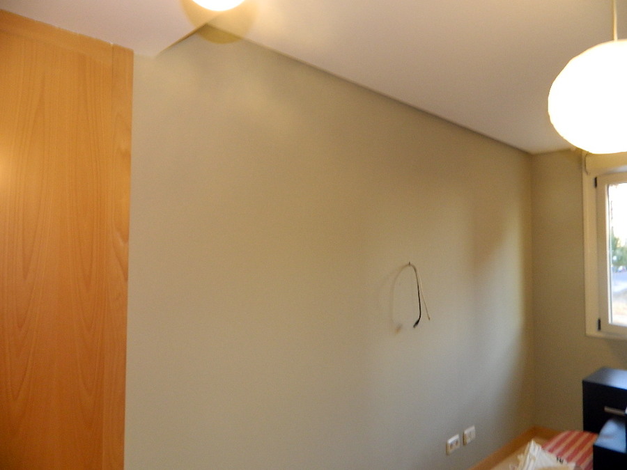 Foto: Pared Pintada en Plastica de Color de Reformas, Pintura, y ...