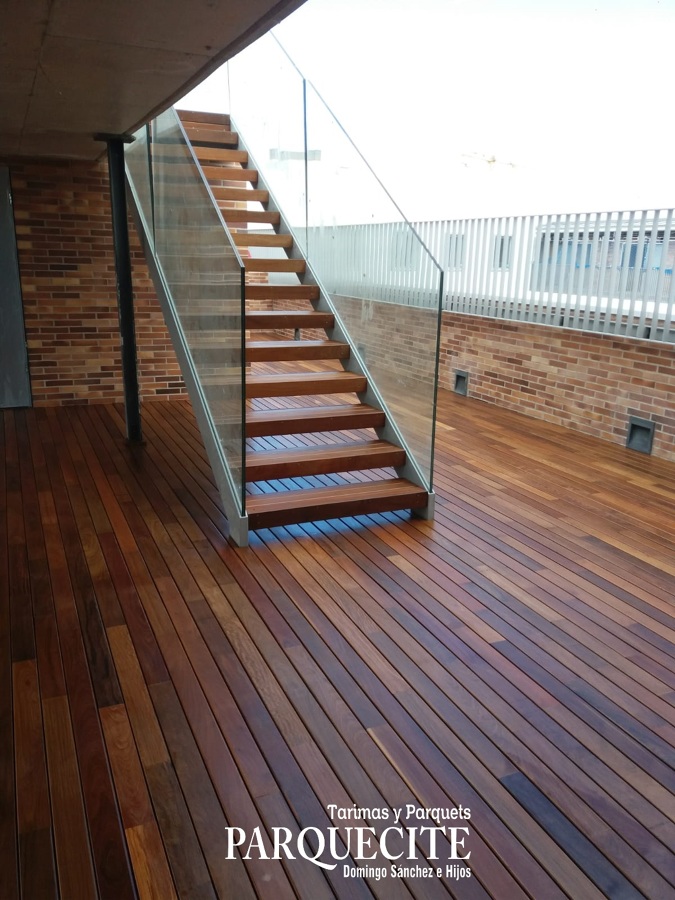 Tarima Exterior de Madera Natural Ipe | Ideas Parquetistas