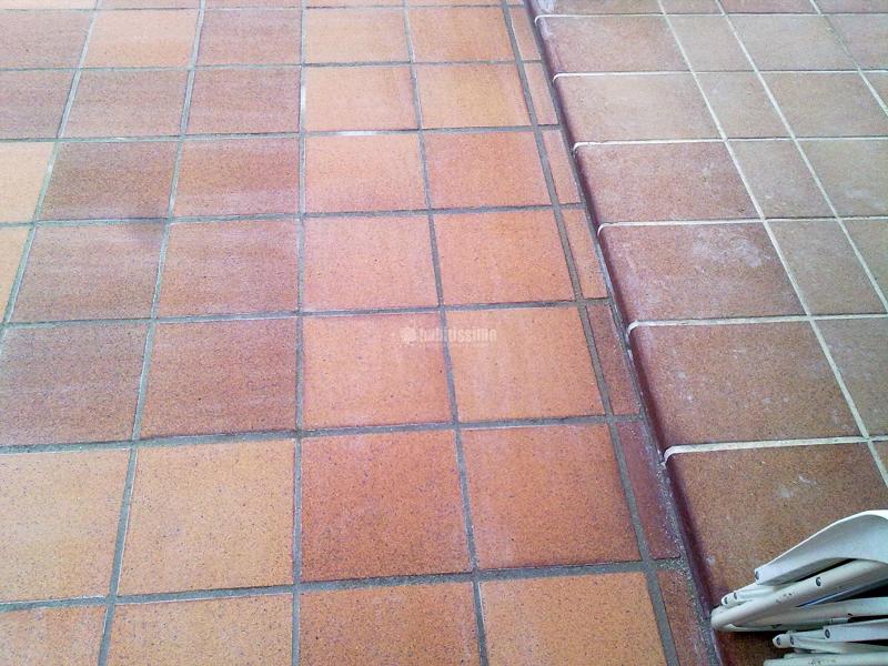 Foto: Solado Patio Interior y Realización de Jardineras de Soloreforma ...