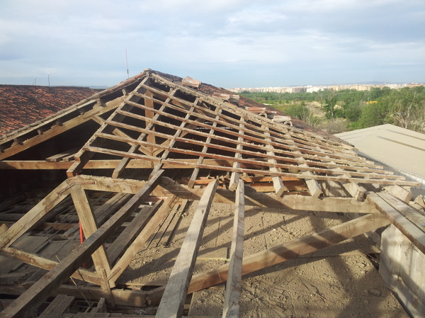 Foto: Colapso Estructural de Arquitectura Alcubo #967980 - Habitissimo