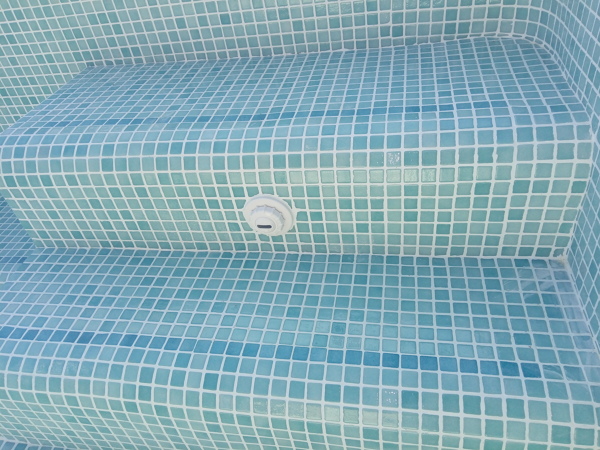 Foto: Detalle del Gresite Reviglass PS-40. de Technical Twater #2114560 - Habitissimo