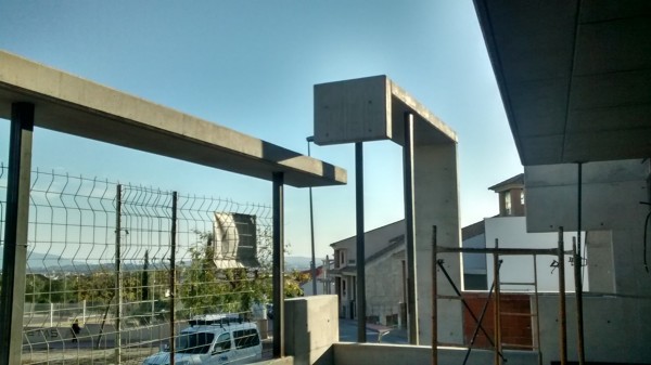 Foto: Detalle del Pórtico de Fachada de Estudio De Arquitectura Pedro ...