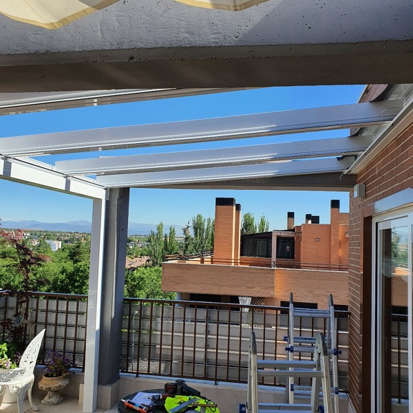 Foto: Estructura de Techo Fijo de Ango Outdoor Solutions #2636615 - Habitissimo