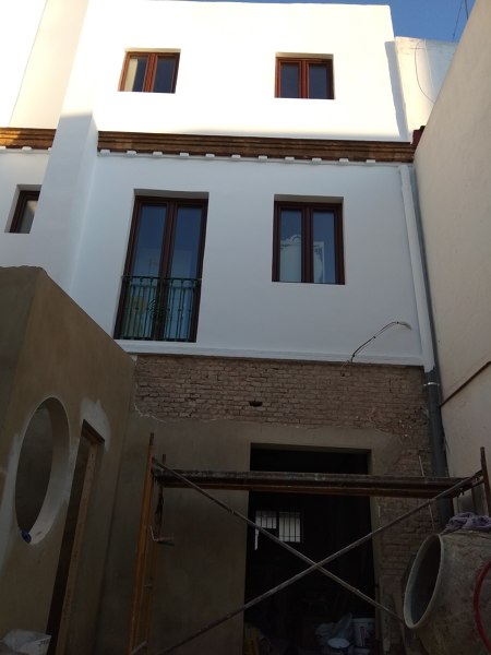 Foto: Fachada Trastera de Ventanas Del Sol #2955133 - Habitissimo