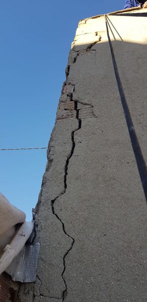 Foto: Grieta de Sirmec #3159180 - Habitissimo