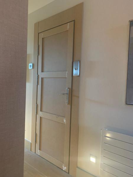 Foto: Instalación Puerta para Ascensor de Soluciones Al Instante ...