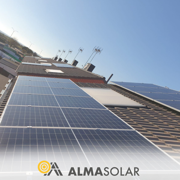 Foto: Instalación Solar en Arroyomolinos de ALMA SOLAR #3141122 ...