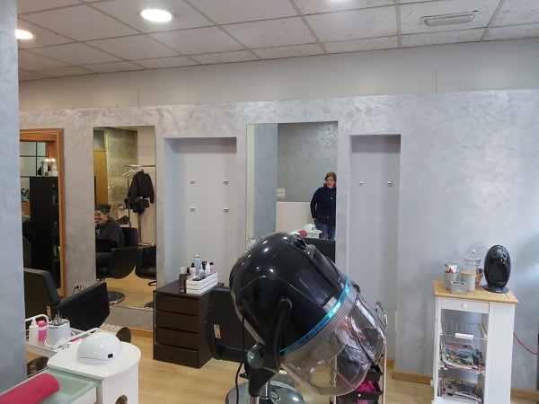 Foto: Pandora en Paredes de Peluquería de Fabrizio Pinturas y Reformas ...