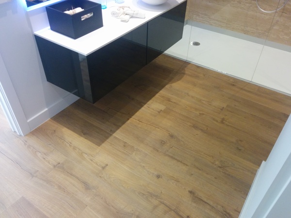 Foto: PArquecite - Quick Step - Impressive 1848 Roble Clasico Natural ...